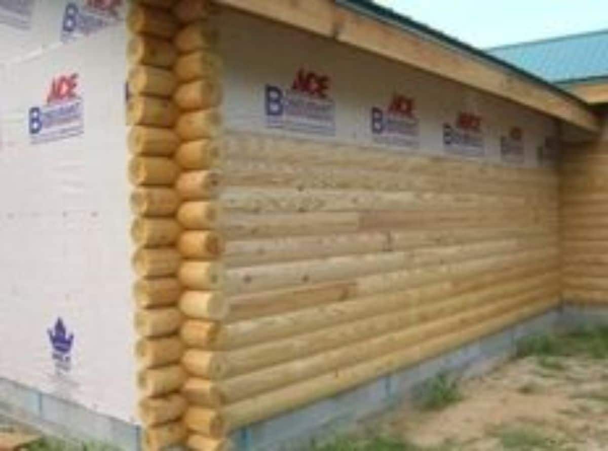 Perfect Log Accents for That Cabin Feel - Log Cabin Connection