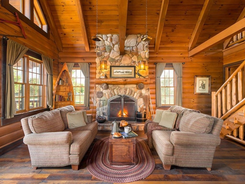 Black Fork Log Home Is The Perfect 1 Bedroom Cabin Getaway