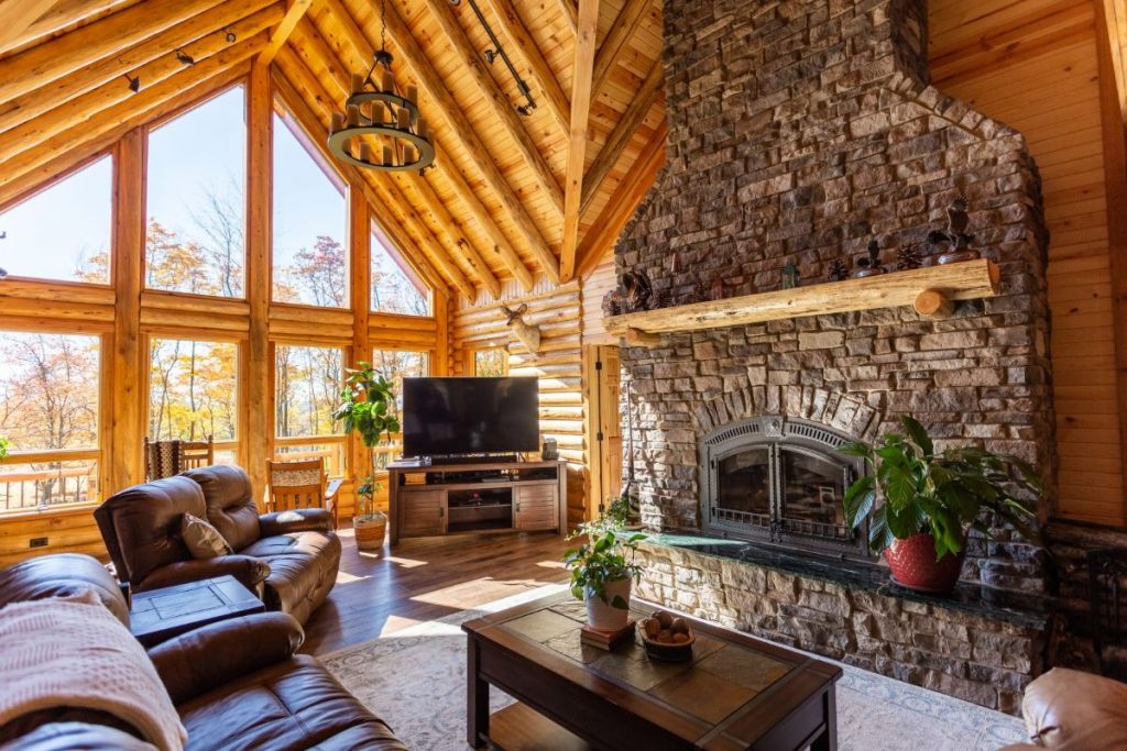 8' Swedish Cope Logs Make the Avonmore a Stunning Log Home