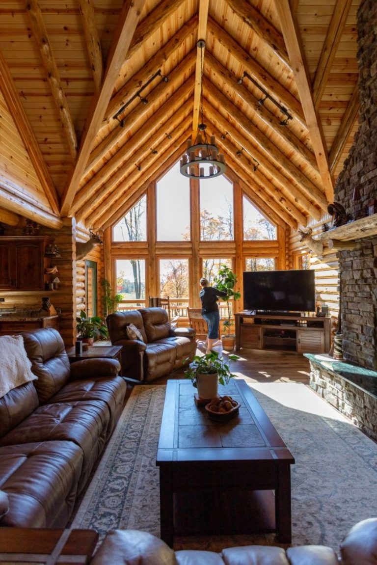 8' Swedish Cope Logs Make the Avonmore a Stunning Log Home