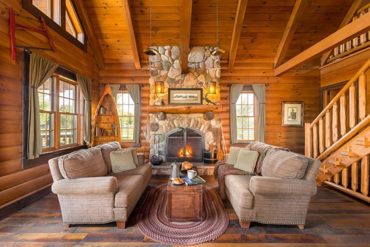 Black Ford Cabin is a Small Cabin With Classic Style