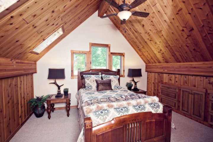 The Cedar Ridge Log Home is a Stylish Fusion of Rustic Accents