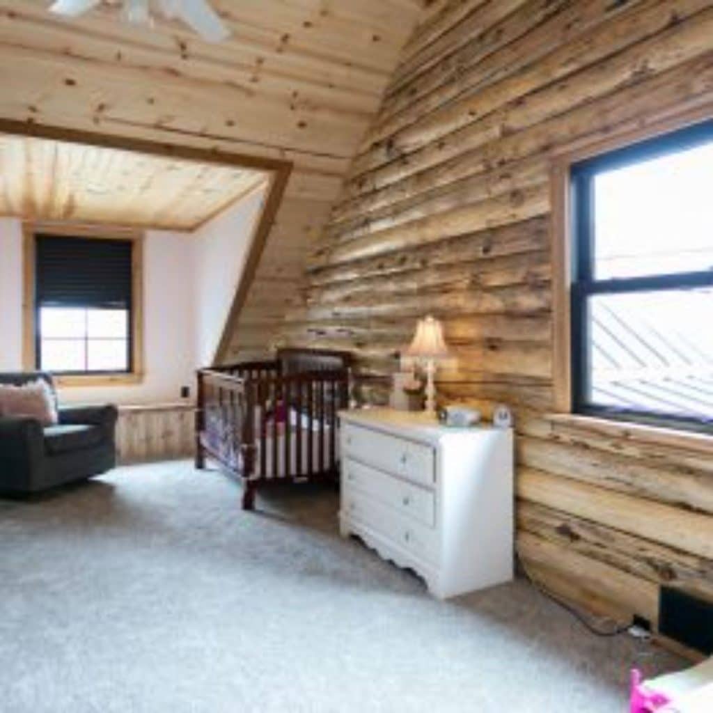 The Raber Retreat is the Epitome of Country Chic - Log Cabin Connection