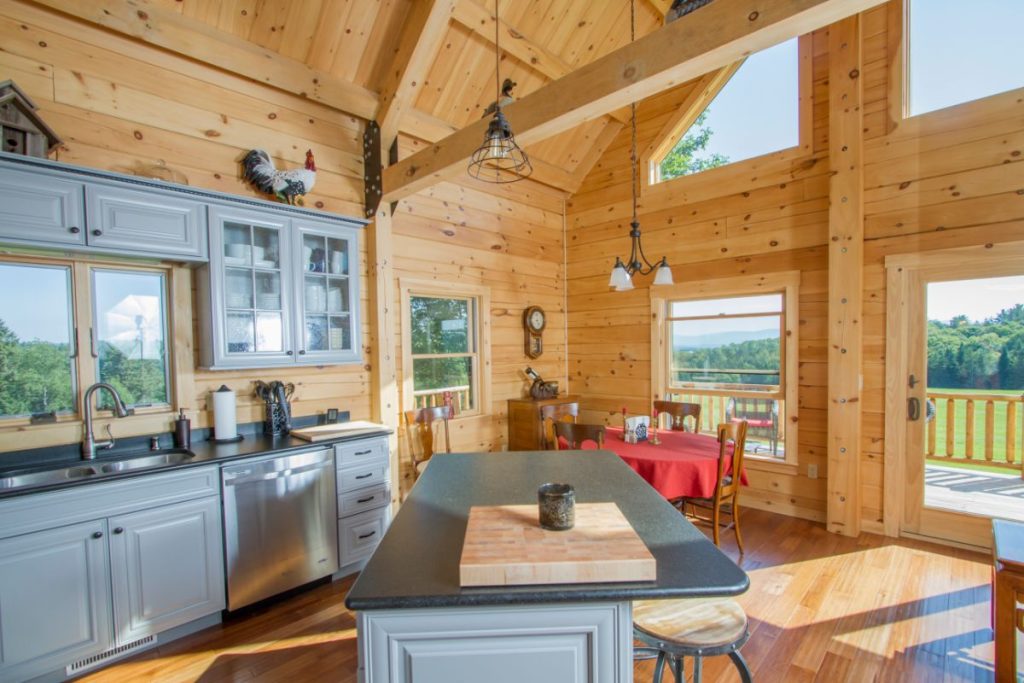 The Charming Alpine is a Chalet Style Log Cabin Retreat