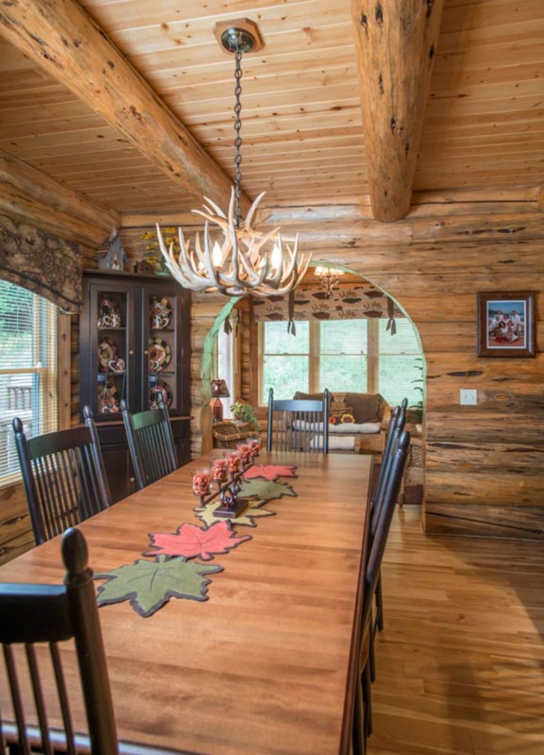 The Cascade Log Cabin Is Filled With Country Chic Charm