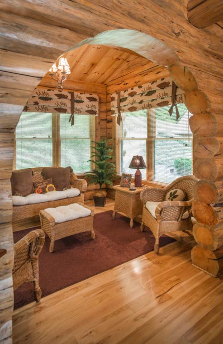 The Cascade Log Cabin Is Filled With Country Chic Charm