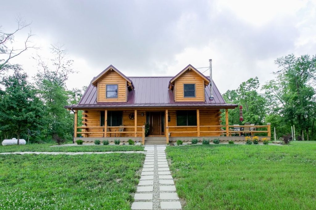 Cathedral Ceilings Make the Lone Star Cabin Stand Out