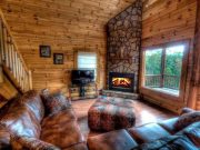 The Moonlight Ridge is a Stunning Modern Cabin Retreat