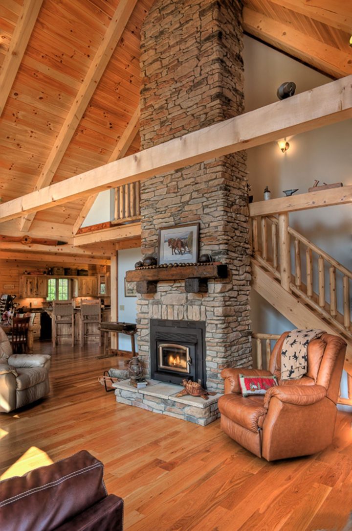 The Cathedral Ceilings Make the Pleasant Hill Feel Huge - Log Cabin ...