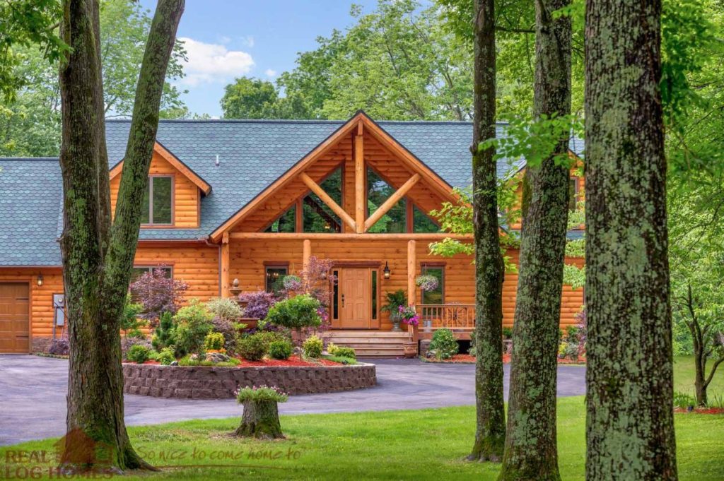 Green Gables Cabin Has 4 Bedrooms and 4 Bathrooms