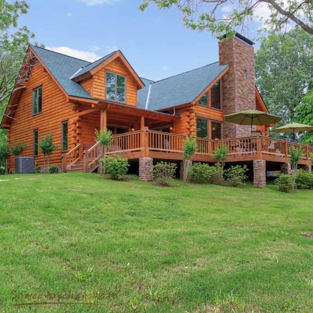4 Bedroom Log Cabins Green Gables Cabin Has 4 Bedrooms And 4 Bathrooms