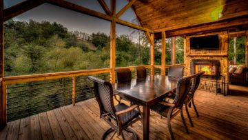 Trout House Cabin Retreat Easily Sleeps 10 People