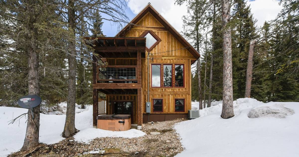 Rent the Buffalo Trail Cabin to Experience Rustic Life