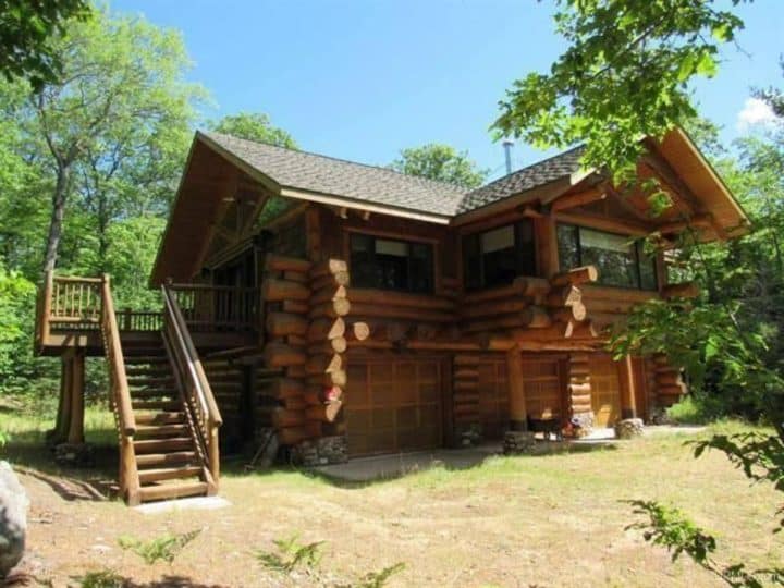 This Rustic Upper Peninsula Michigan Cabin Could Be Yours