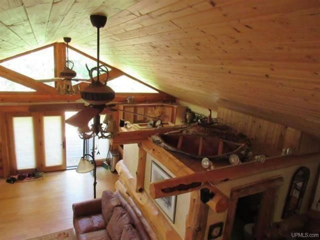 This Rustic Upper Peninsula Michigan Cabin Could Be Yours