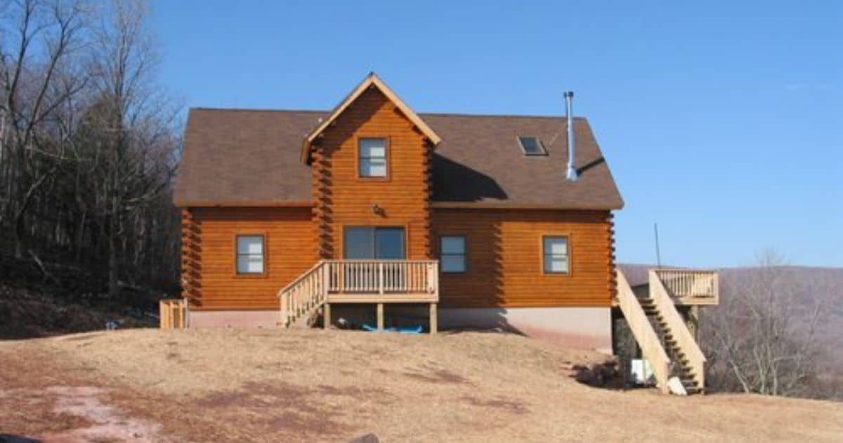 3 Bedroom 2200 SQ FT Mountaineer Is A Rustic Paradise